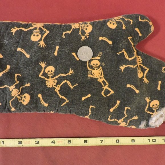 Kitchen | Halloween Skeleton Skeletal Dance Ovenmitt Oven Mitt Goth ...